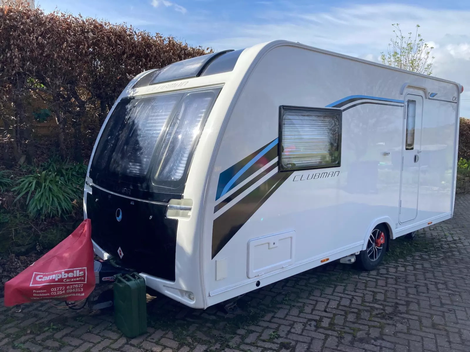 LUNAR Clubman CK Touring Caravan for sale